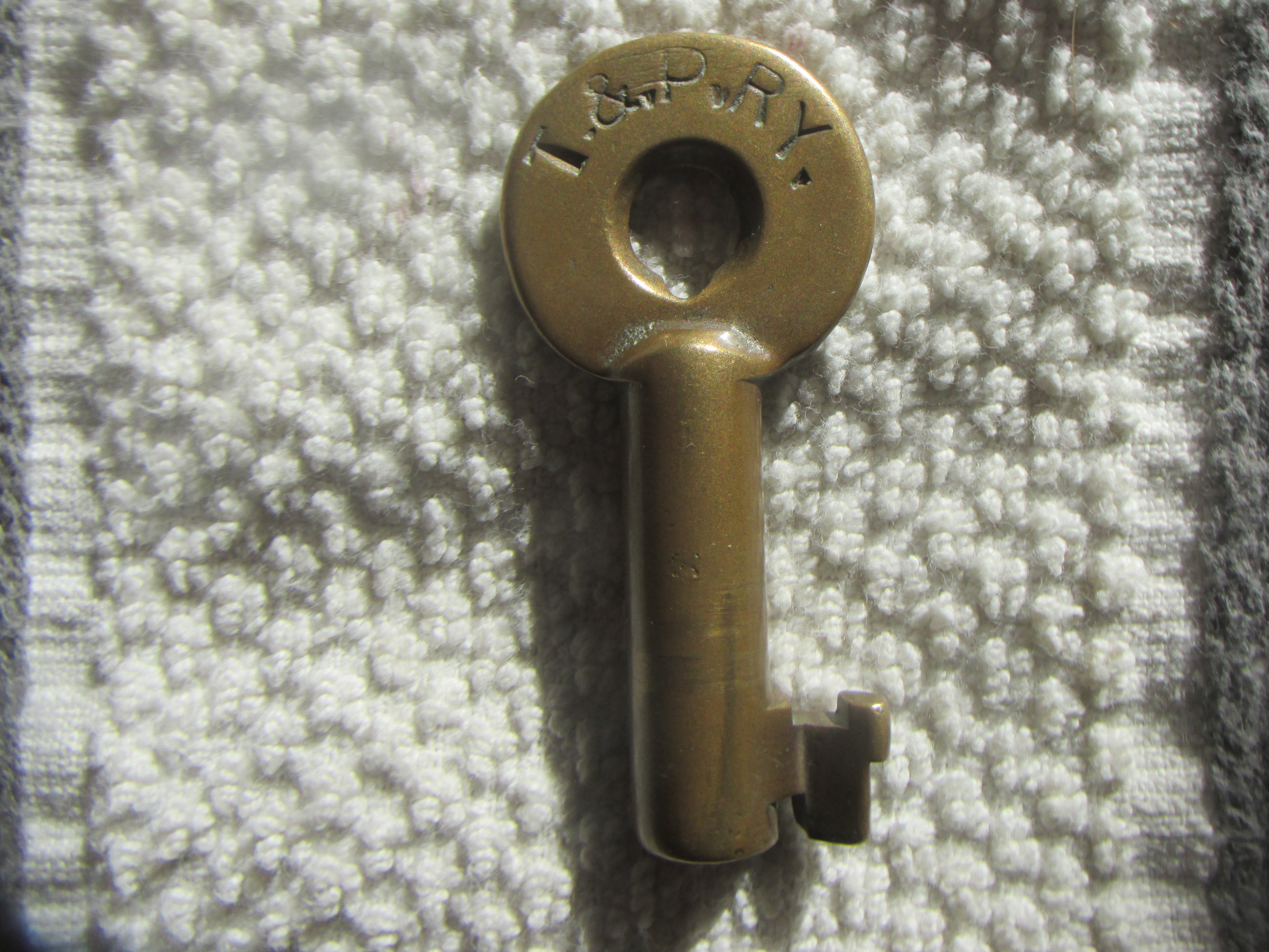 Texas & Pacific Key – Midwest Railroad Emporium